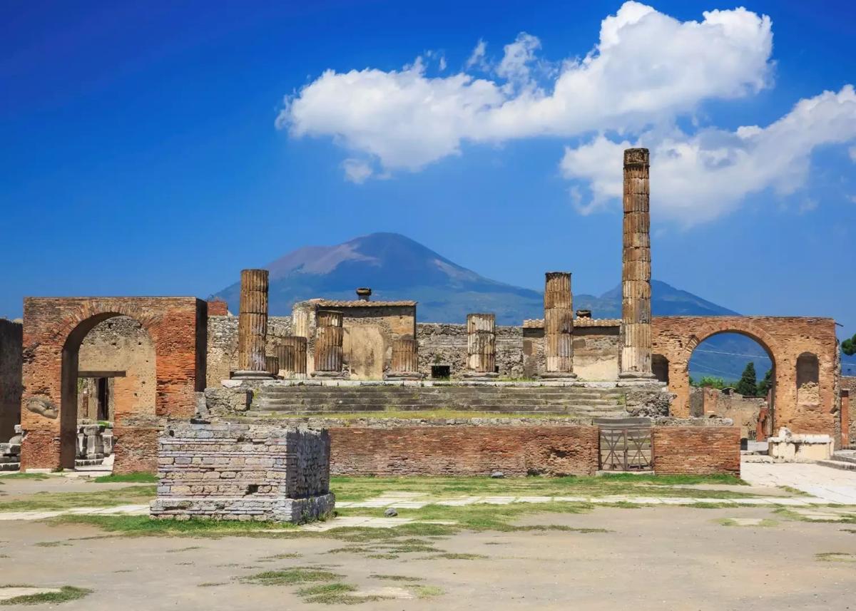 Pompeii after the Eruption - Pompeii Tickets